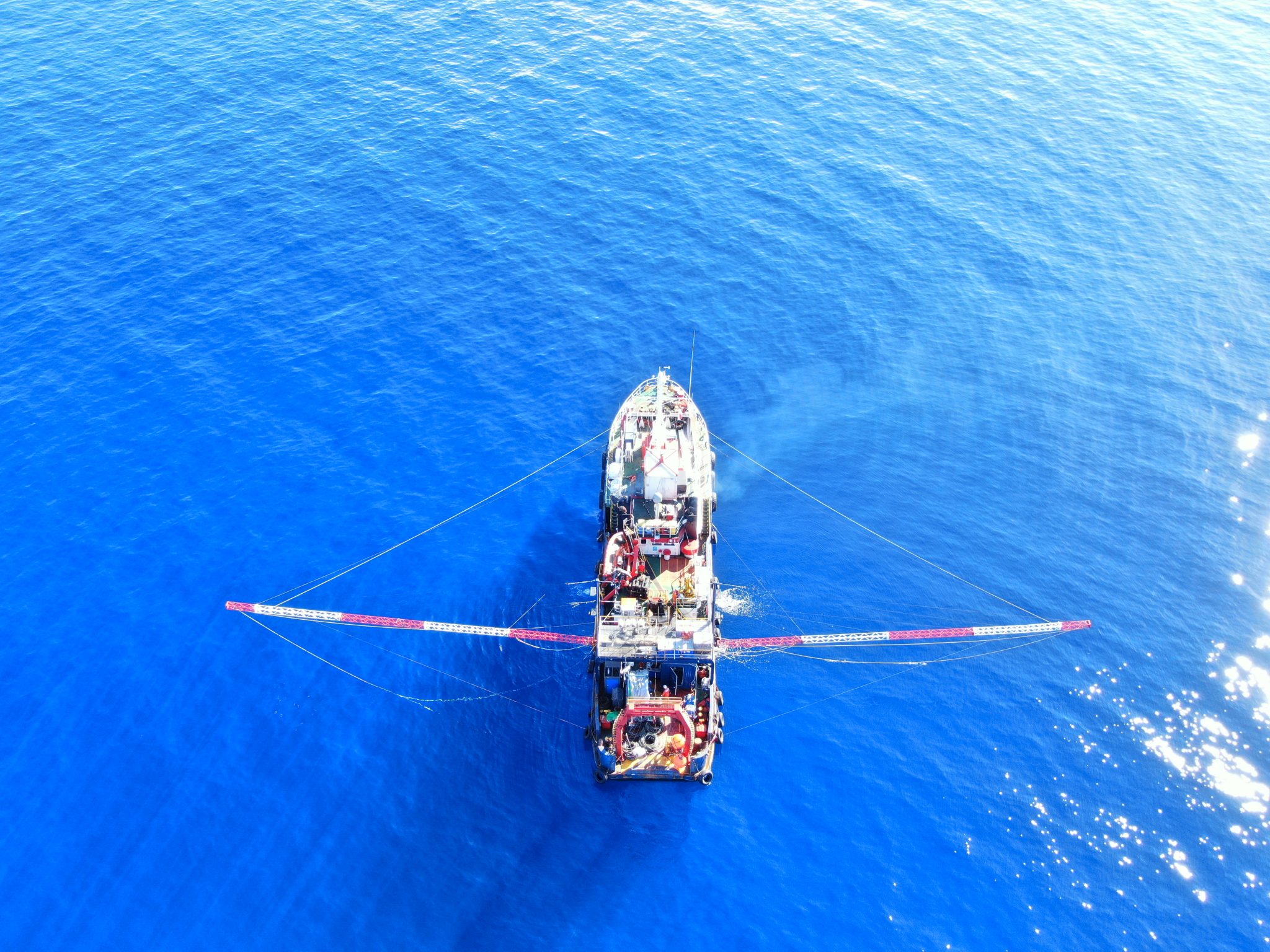 2D/3D HIGH RESOLUTION MARINE SEISMIC – Taka Hydrocore Indonesia