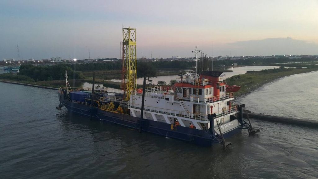 MV AG GEODRILL & TH25M DRILL RIG IN PICTURES – Taka Hydrocore Indonesia
